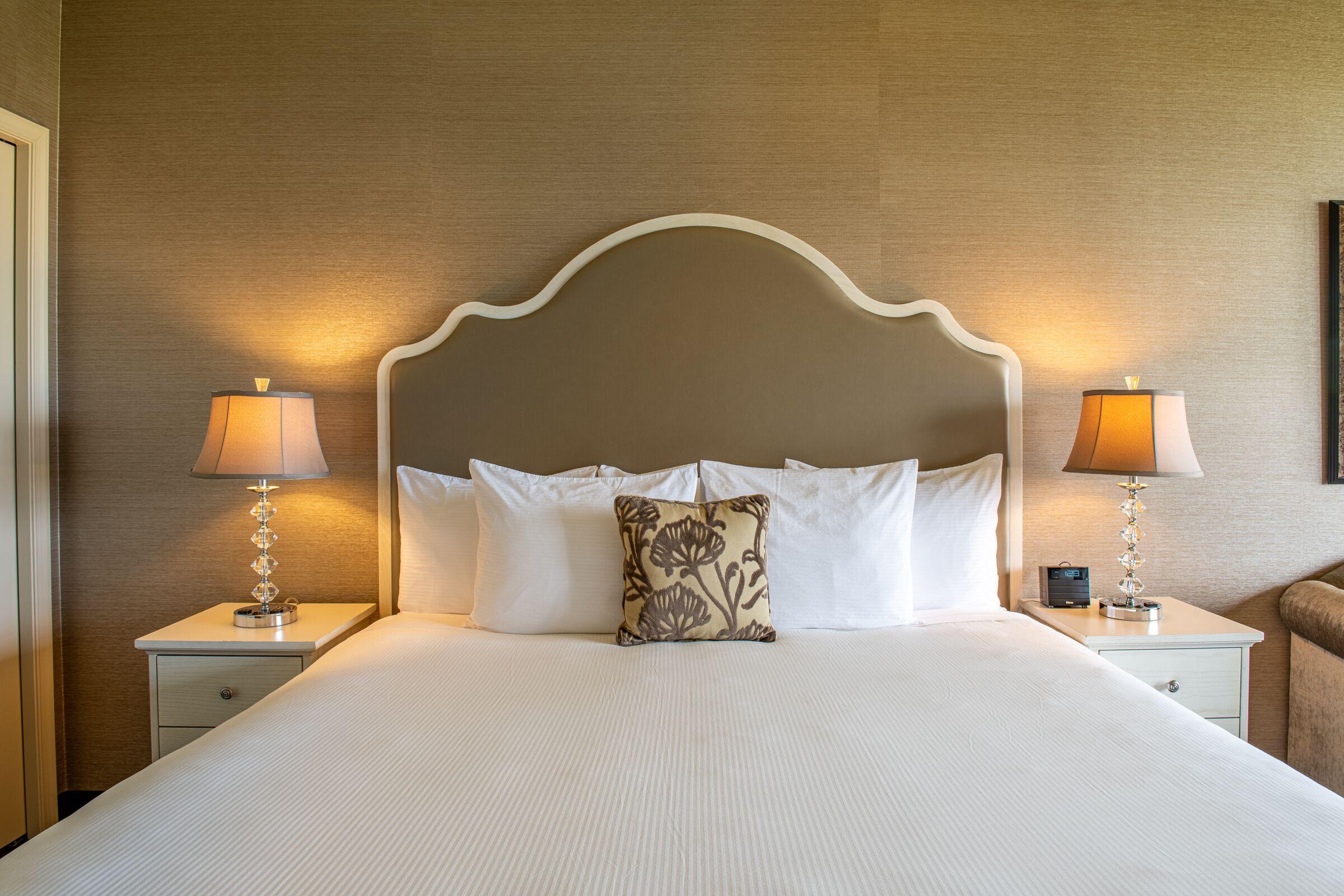 AMISHVIEW INN & SUITES BIRD-IN-HAND | LOW RATES, NO HIDDEN FEES